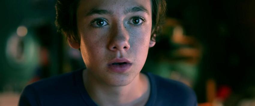 DOUGLAS BOSWELL • Labyrinthus • Movie REVIEW [EN,NL] • Peek-A-Boo Magazine